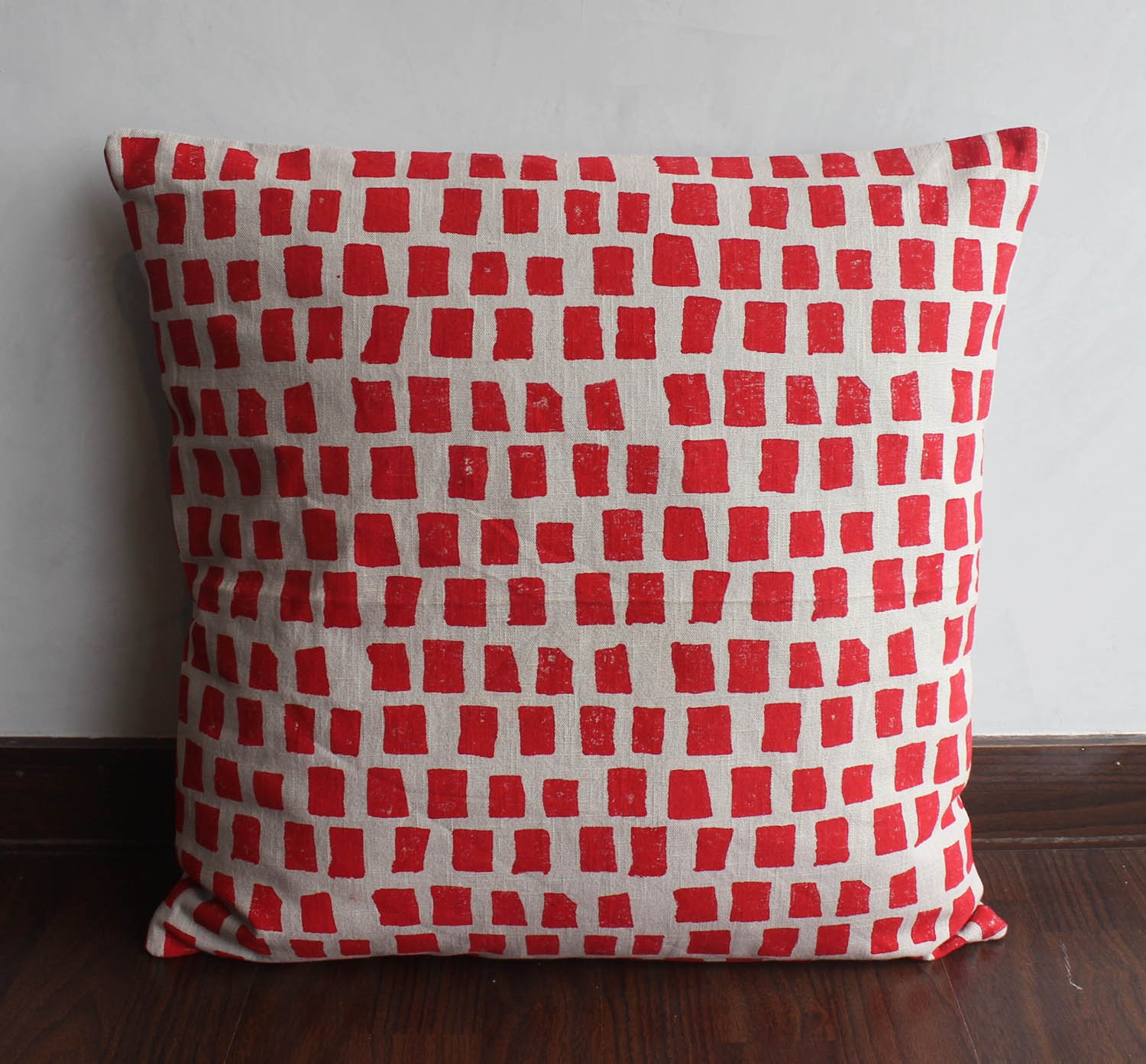 Red Scarpa Cushion - FlawDesign