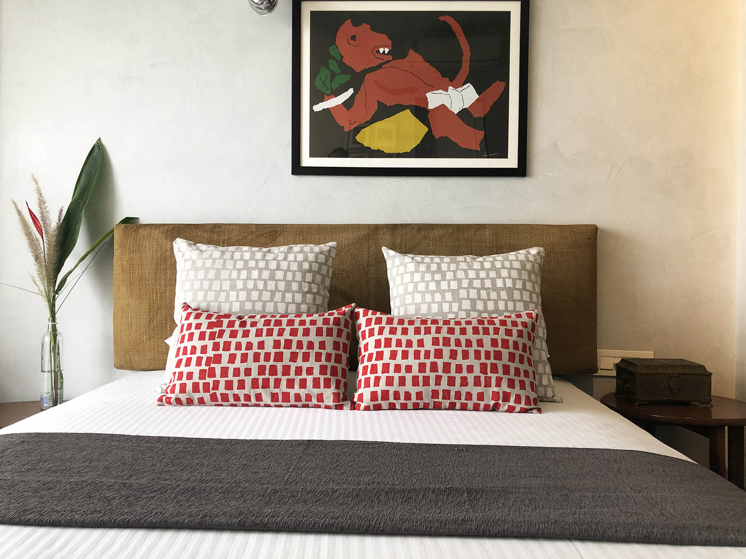 Red Scarpa Cushion - FlawDesign