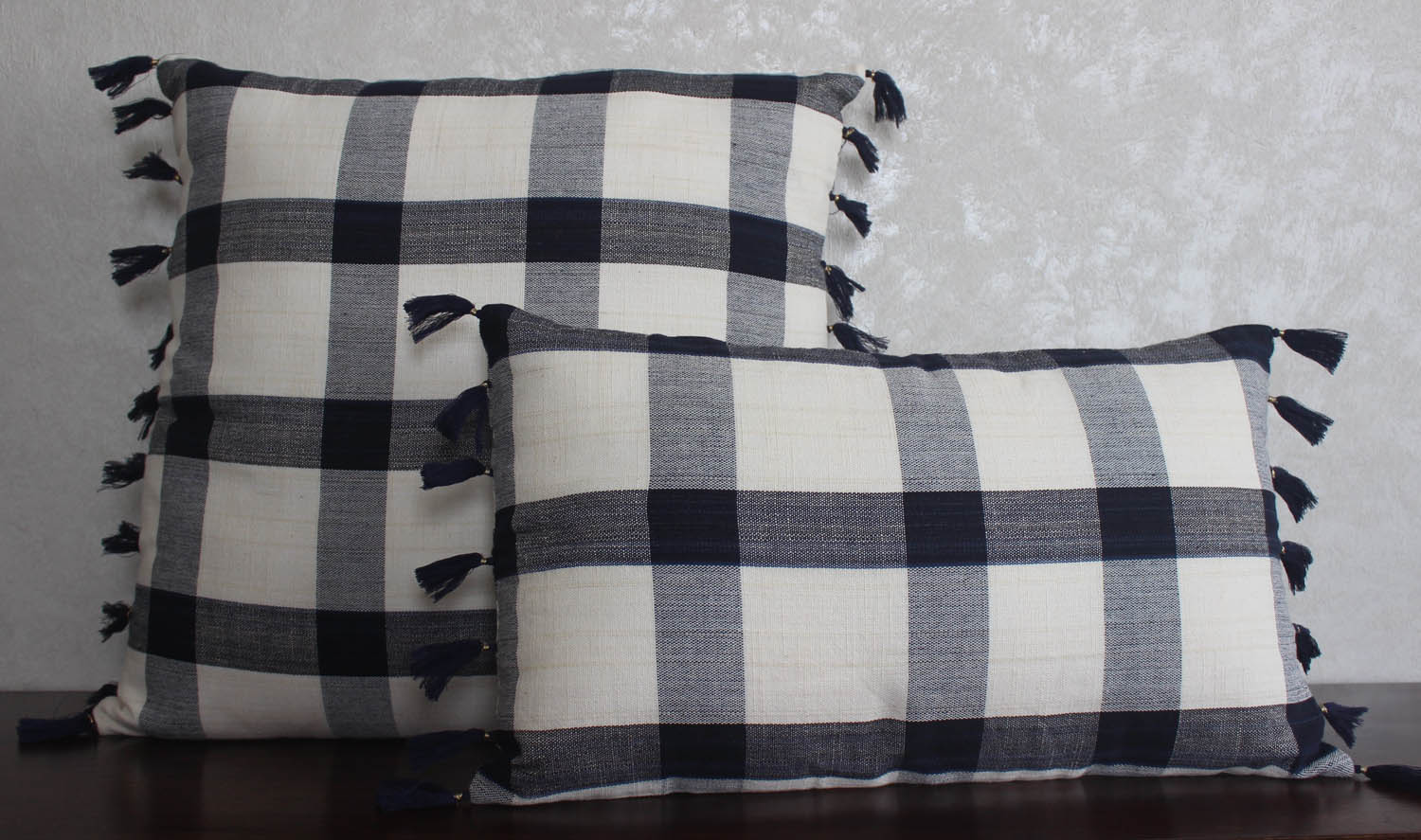 Buffalo Checks Cushion - FlawDesign